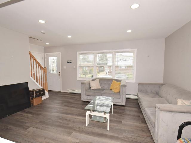 468 Keller Avenue
