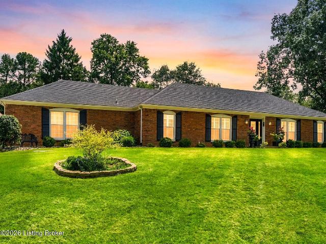 468 Oak Crest Dr
