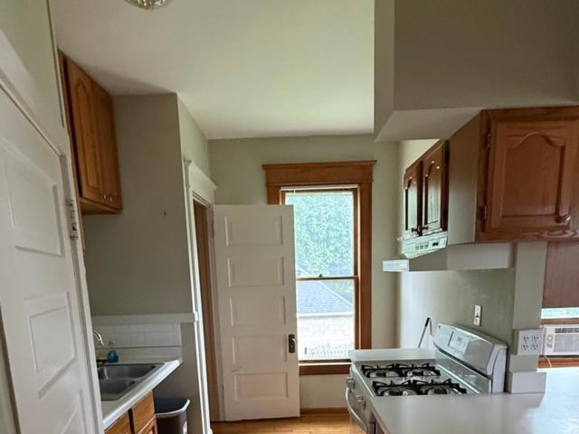 468 Locust Street