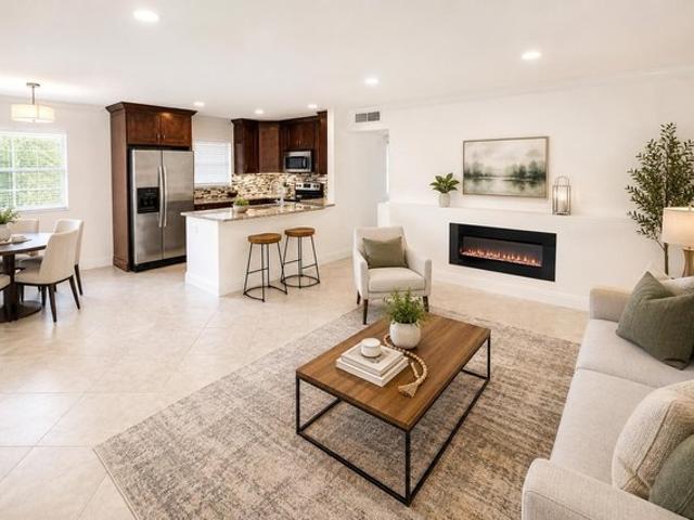468 Saxony J, Delray Beach, FL 33446