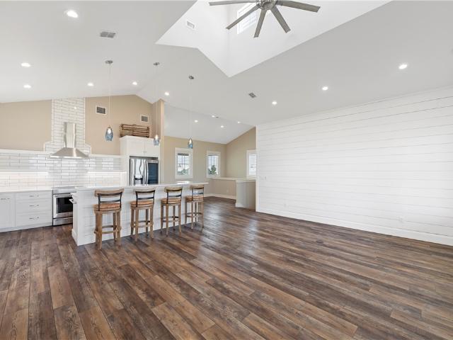 468 Paradise Pointe Dr, Port Aransas, TX 78373 | MLS #474907