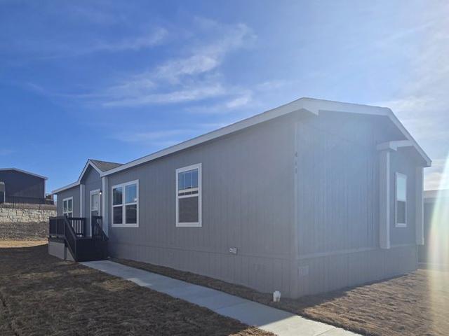468 Pineland Ave, Kyle, TX 78640