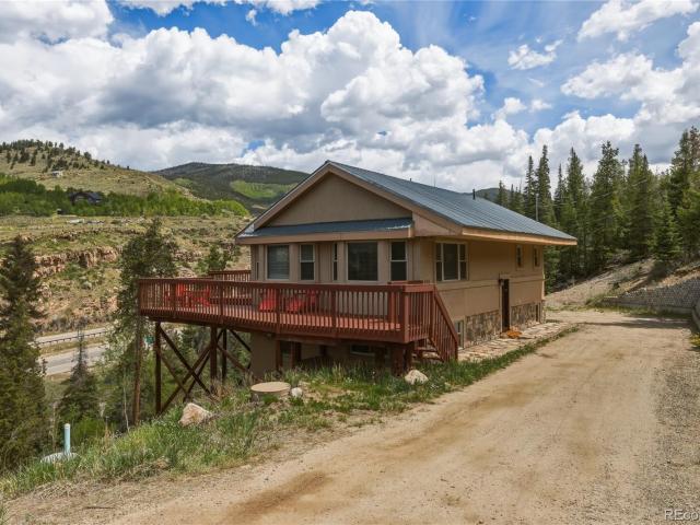 468 Piney Acres Circle