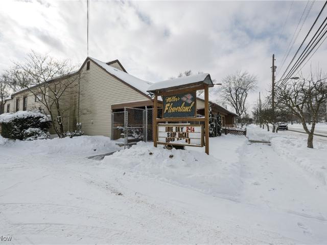 468 W Vine Street