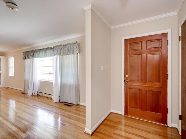 468 Williston Road 1