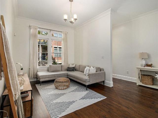 4694 Dogwood Alley
