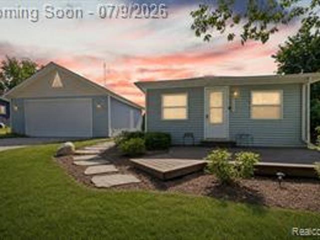 4694 Lakeborn Drive