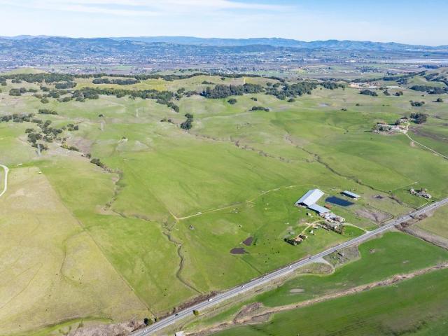 4695 Old Adobe Rd, Petaluma, CA 94954 | MLS #326029