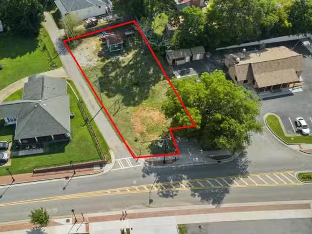 4695 S Lee St, Buford, GA 30518 MLS 10318176