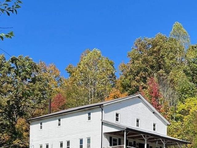 4696 KY 206, Dunnville, KY 42528