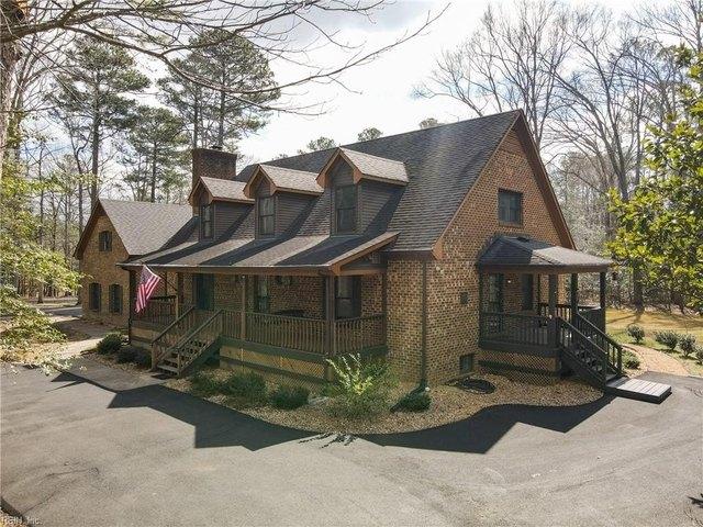 4698 Hill Trl, Gloucester, VA 23061