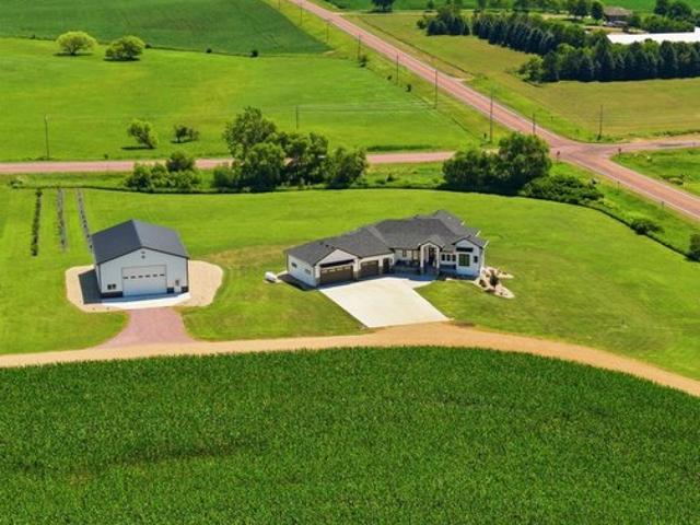 46992 th St, Crooks, SD 57020