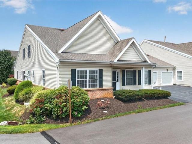 4690 Blue Grass Ln, Lower Macungie Township, PA 18062