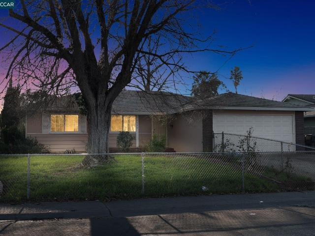 4690 Brookfield Dr, Sacramento, CA 95823 | MLS #41127 | Compass