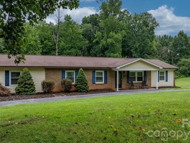 4690 Worth Pl, Granite Falls, NC 28630