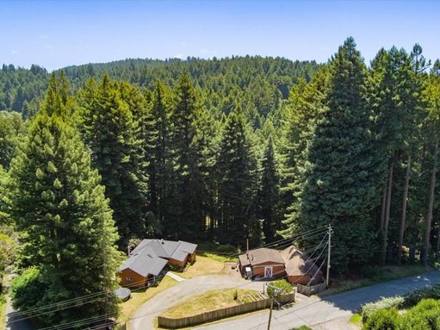 4692 Cummings Rd, Eureka, CA 95503