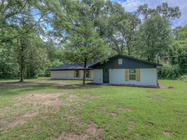 4693 Larry Ln, Shreveport, LA 71107