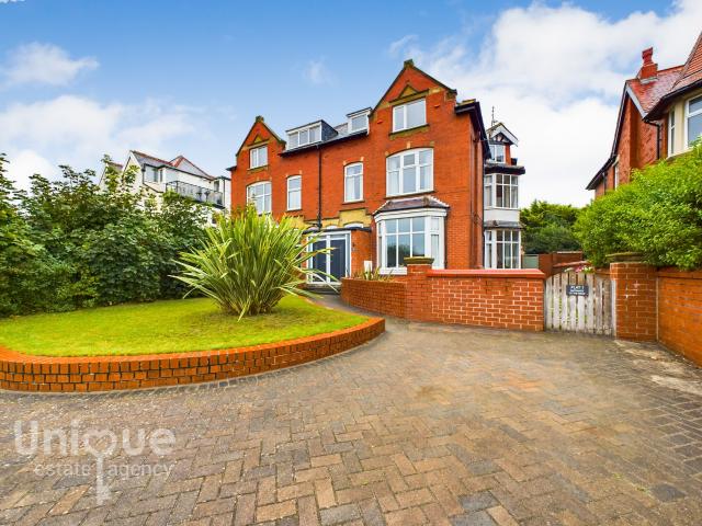469 Clifton Drive North, Lytham St. Annes | FY8