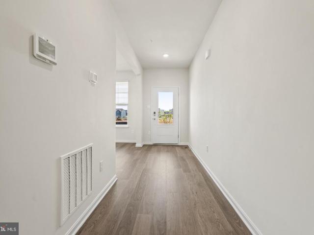 469 Ensemble Way