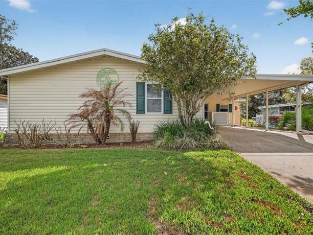 469 Santa Fe Rd, Tavares, FL 32778