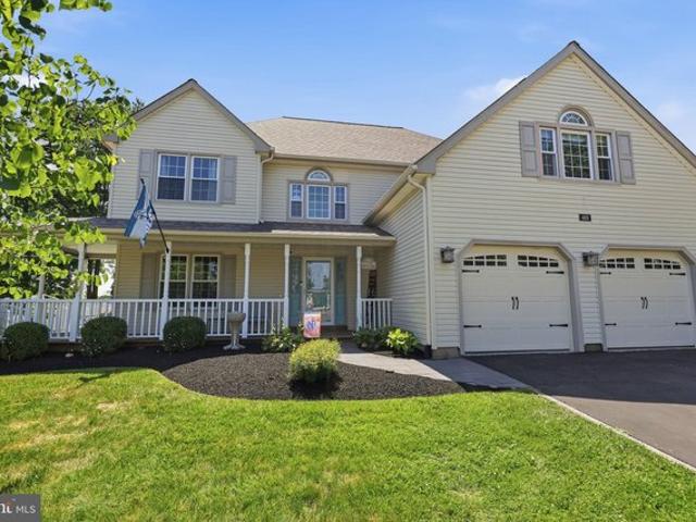 469 Stanford Rd, Fairless Hills, PA 19030