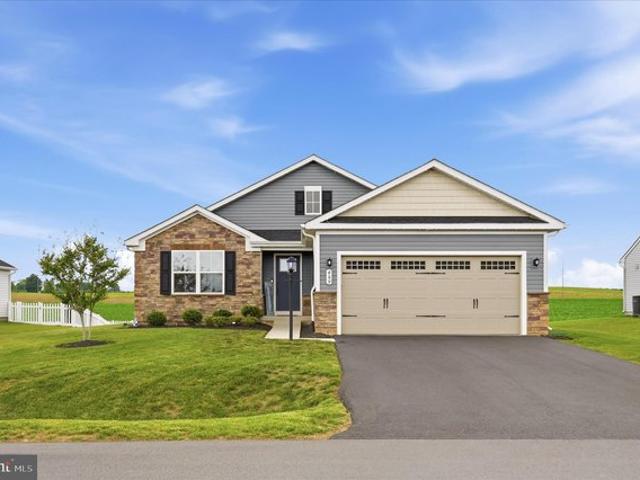 469 Perspective Pl, Hedgesville, WV 25427