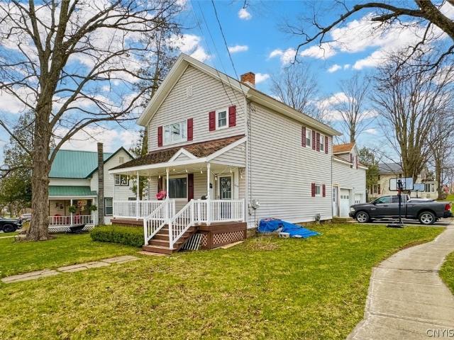 469 White Street