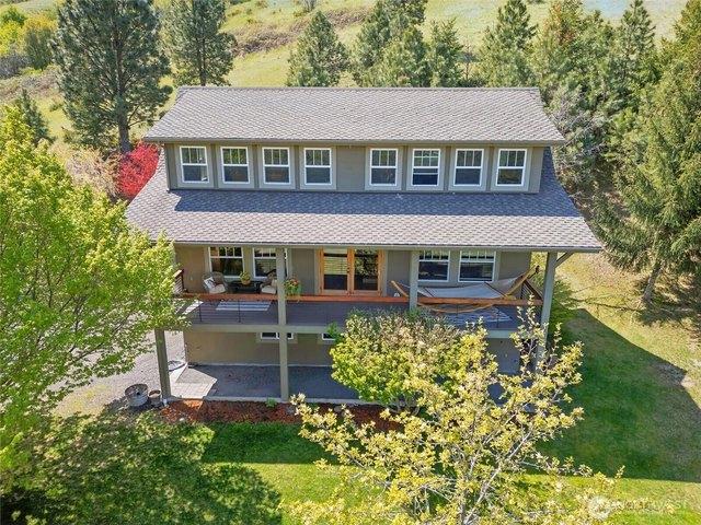 469 Tag Ln, Walla, WA 99362