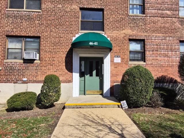 46 41 Street 2B