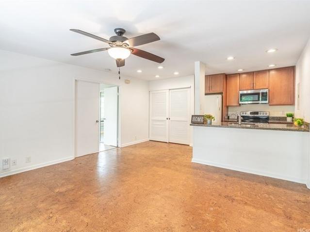 46 1009 Emepela Way Apt 20S, Kaneohe, HI 96744