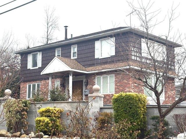 46 27 Overbrook St, Douglaston, NY 11362