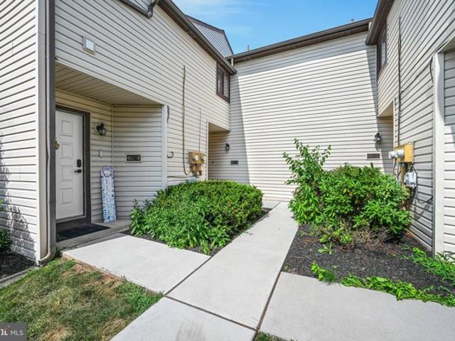 46 3 Holly Dr, Reading, PA 19606