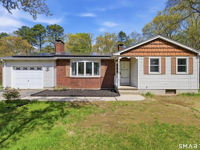 46 Taos Dr, Killingly, CT 06239
