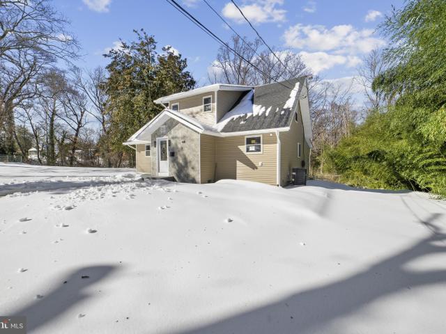 46 Trenton Ave, Clementon, NJ 08021 | MLS #NJCD2108 | Compass