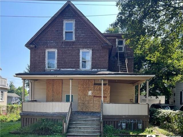 46 Utica St, Jamestown, NY 14701