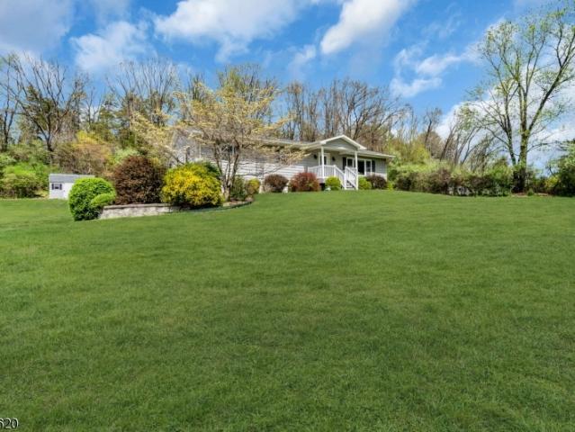 46 Van Horn Rd