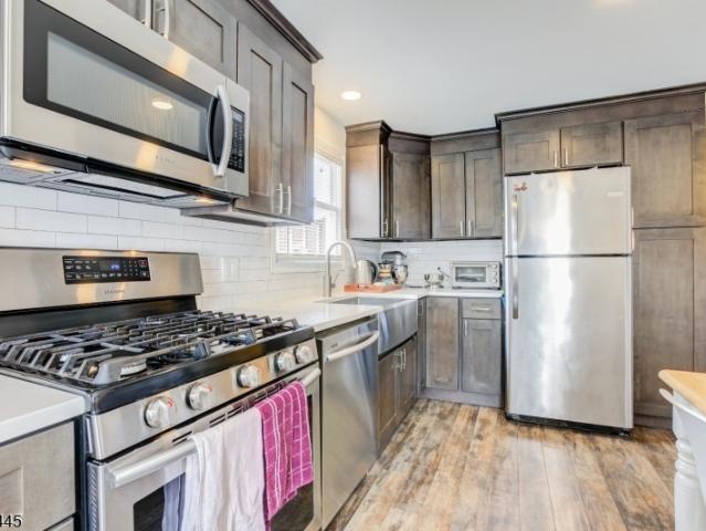 46 Walnut St, Pompton Lakes, NJ 07442 | MLS #4012