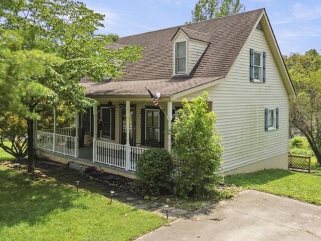 46 Water Plant Rd, Stearns, KY 42647