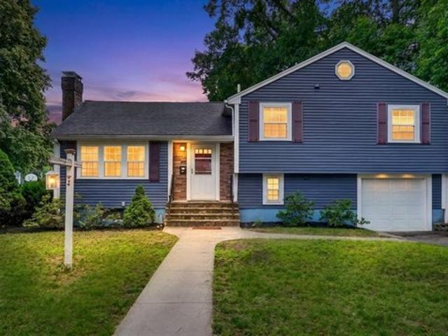 46 Windsor Rd, Stoneham, MA 02180