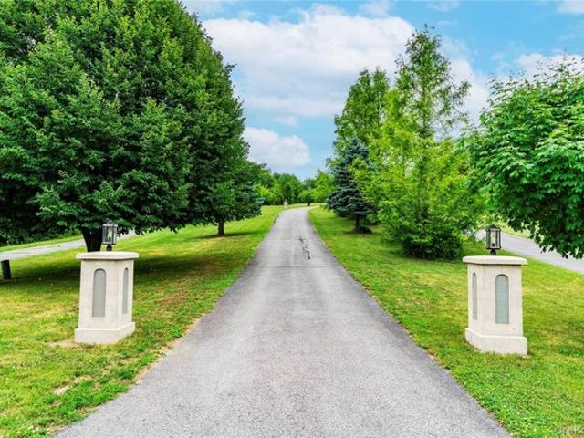46 Wildflower Rdg, Poughkeepsie, NY 12603