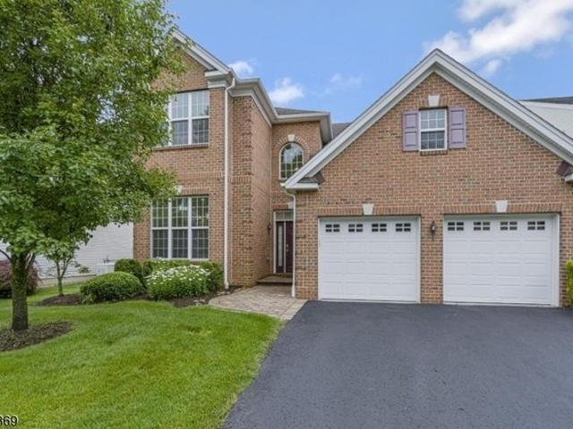 46 Andover Dr, South Brunswick, NJ 08824