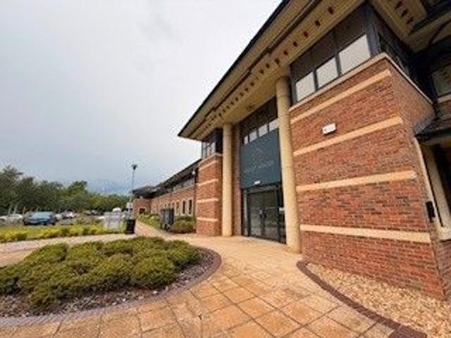 46 Ascot House, Lynch Wood, Peterborough PE2, 2 bed flat to rent, £950 pcm | PrimeLocation