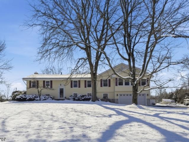 46 Arthur Rd