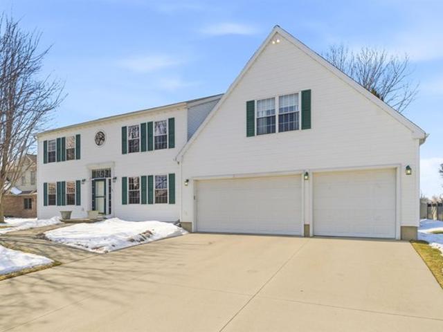 46 Aurora Ln, Fond du Lac, WI 54935