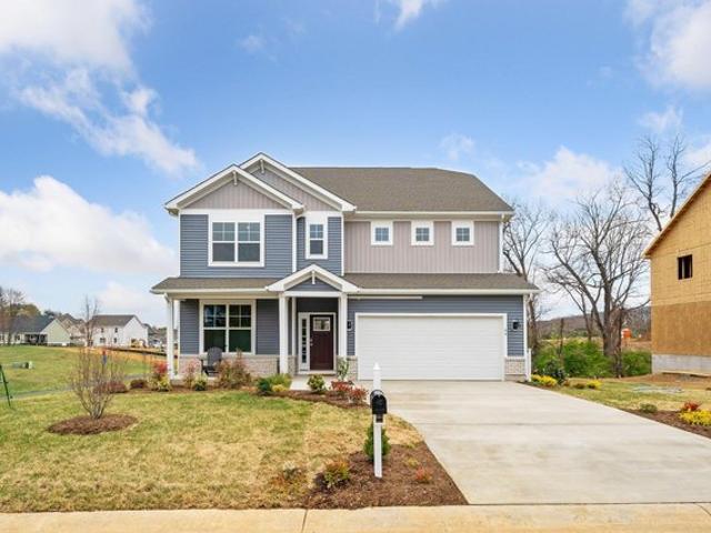 46 Avonwoods Dr, Staunton, VA 24401