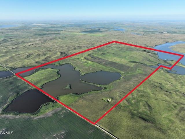 46 Ave SE, Ashley, ND 58413