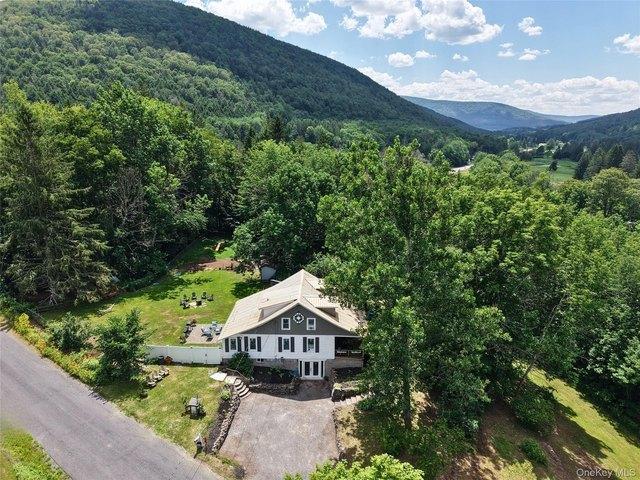 46 Batavia Heights Circle Rd, Margaretville, NY 12455