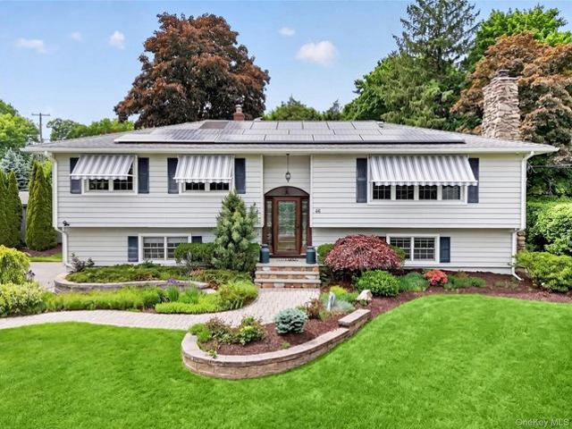 46 Ben Lomond Dr, Middletown, NY 10941