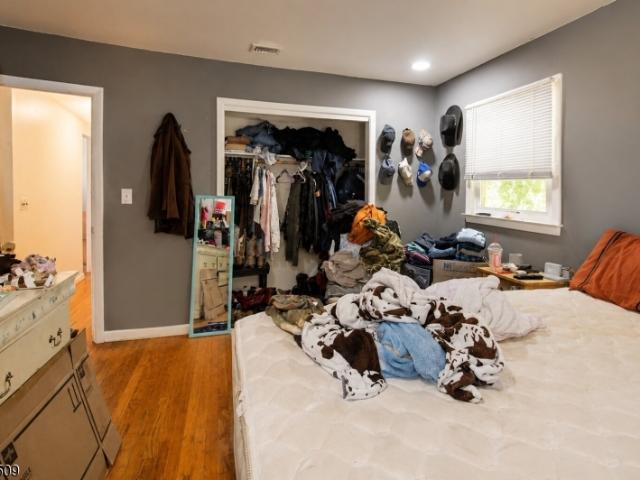 46 Beaver Brook Ln, Denville, NJ 07834 | MLS #4019