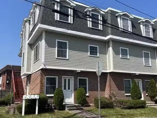 46 Berlin St, 46, Quincy, MA 02170